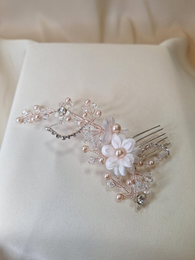 AR602 Meadowsweet Comb – Arianna Bespoke Accessories
